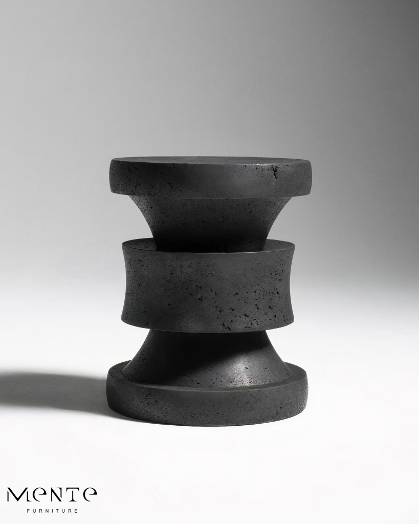 STELA SIDE TABLE | Mente Art Gallery